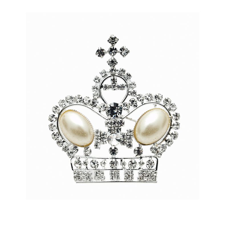 Sparkle Sensation – Find Your Perfect Tiara For Your Perfect Day